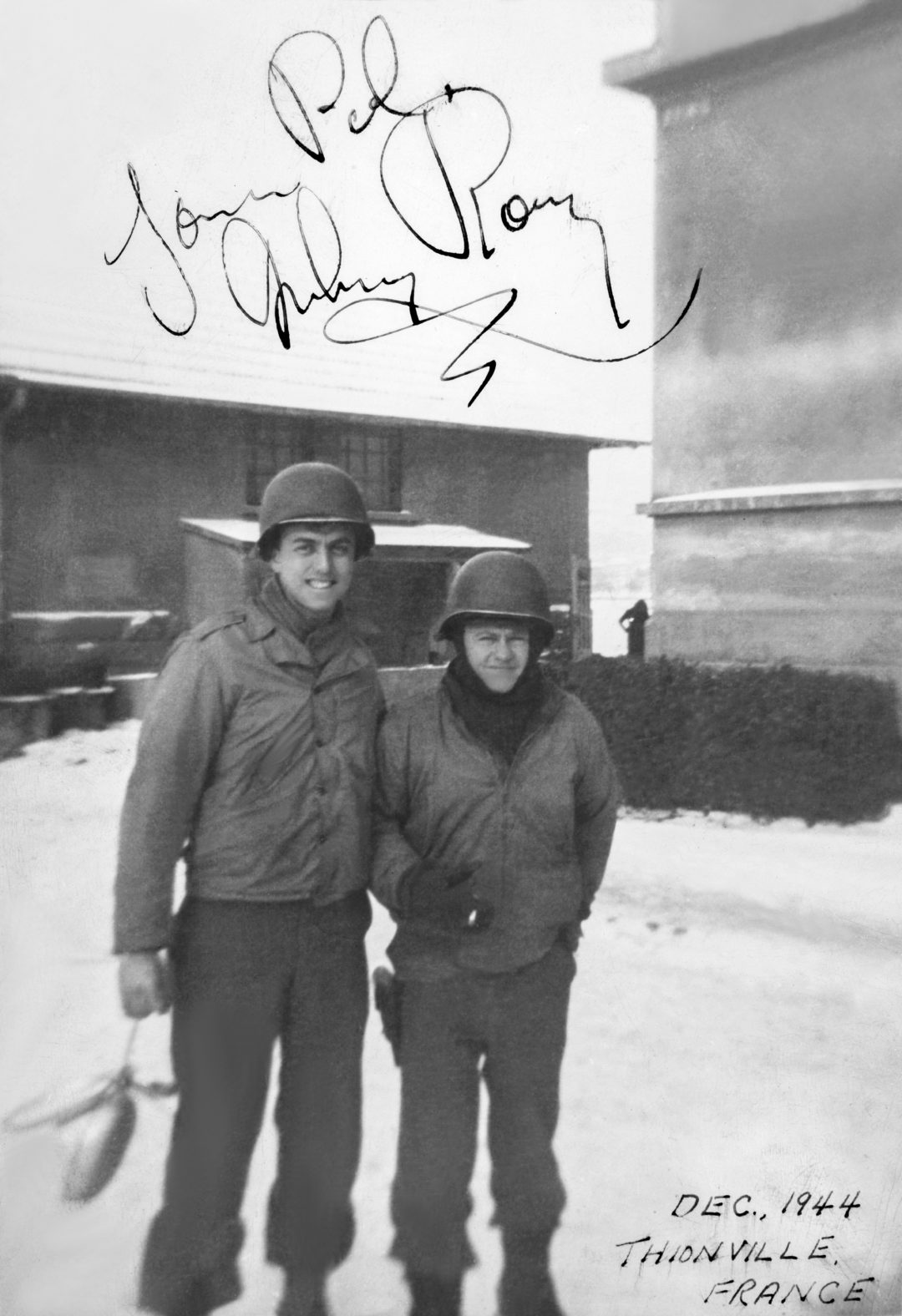 Albert J. Ricciuti : A war, a love, an inheritance. ~ La Petite Musette